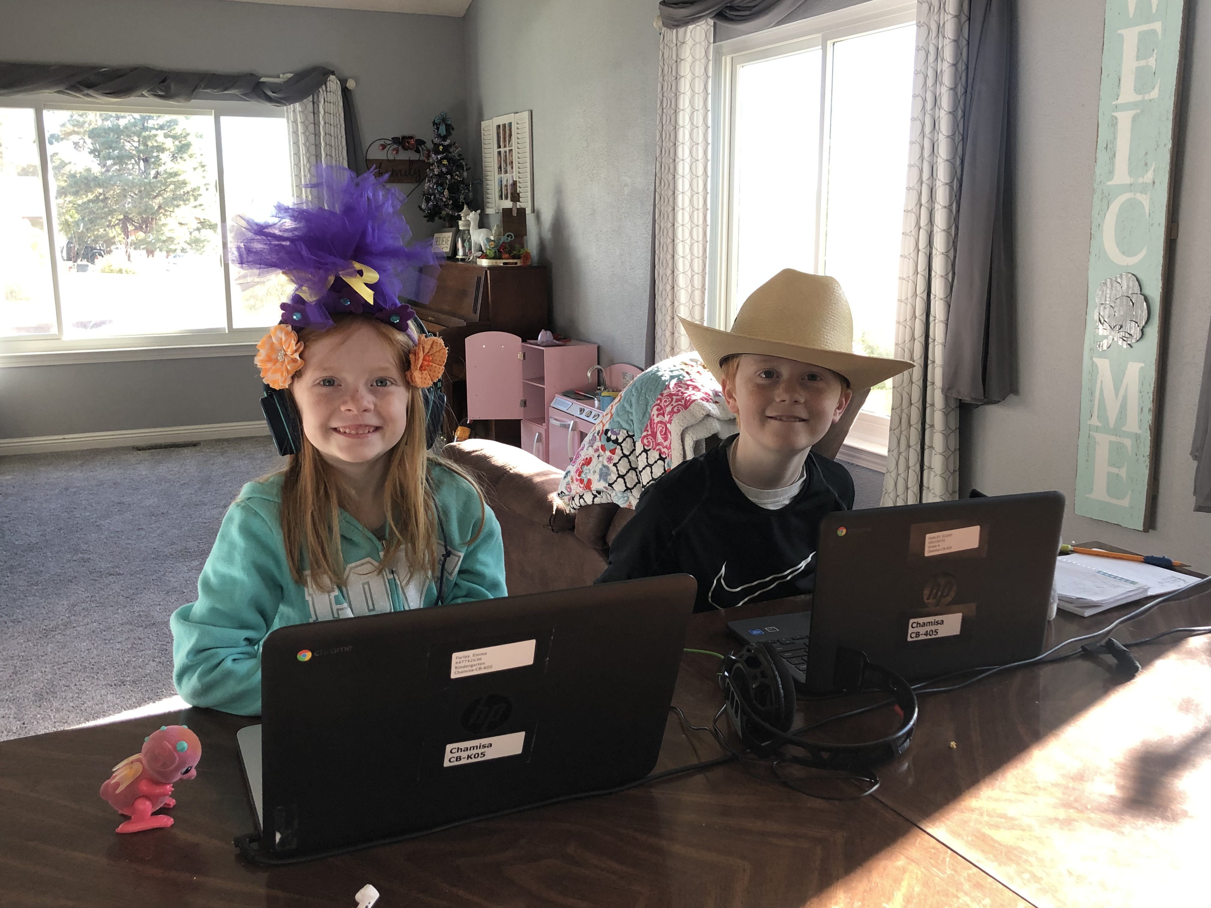 eli-and-emma-farley-online-school – Los Alamos Reporter