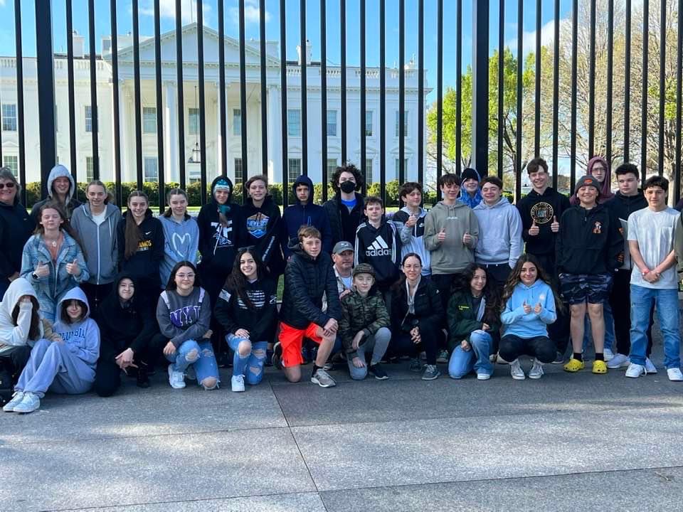 LAMS Students Lay Wreath At Arlington National Cemetery Tomb Of The ...