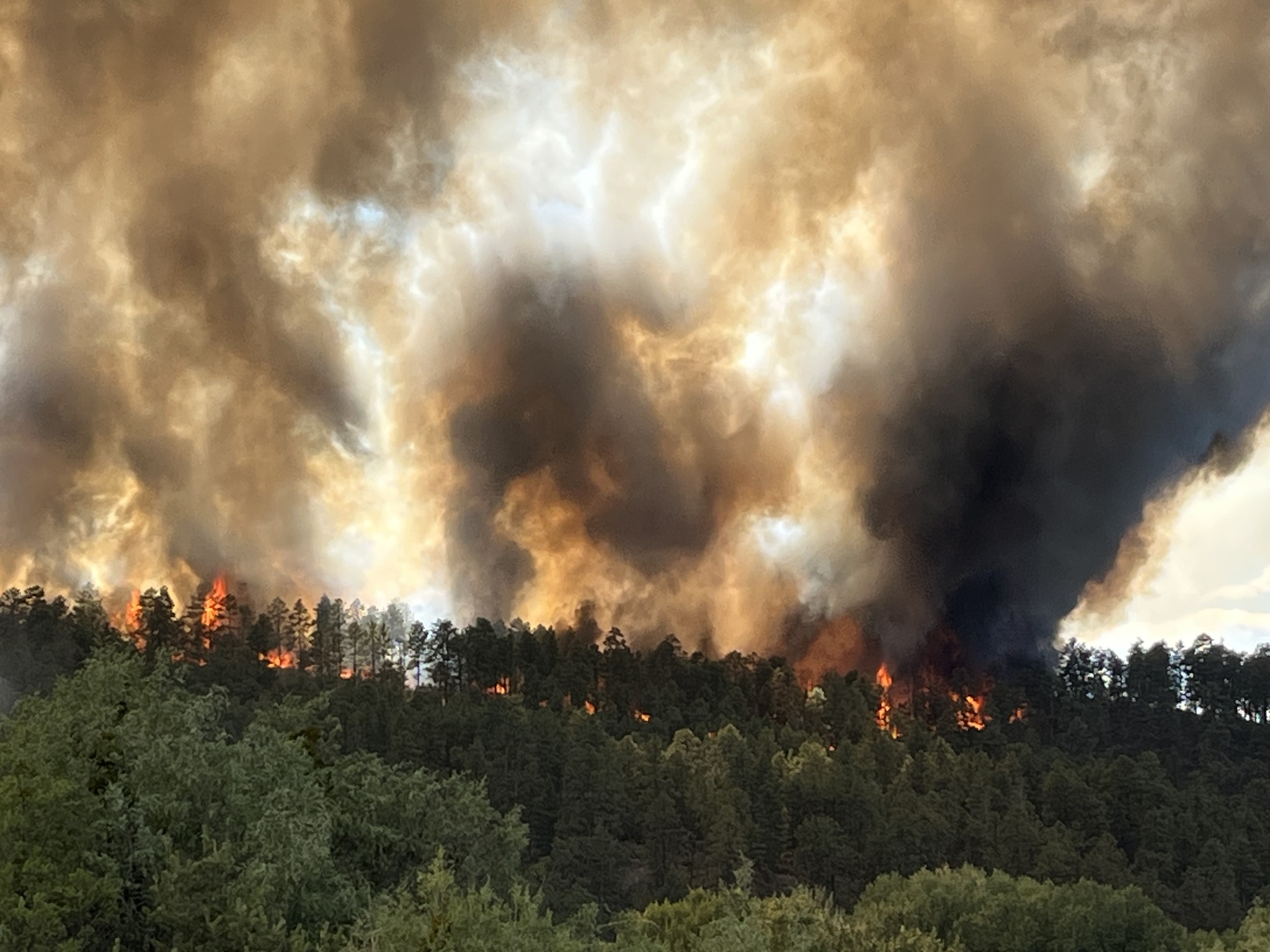 Saturday Morning Update On El Valle Fire Burning Near El Valle and Las ...