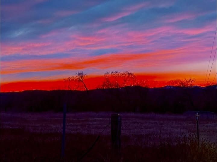 Striking Sunset Visible From Española Thursday Evening – Los Alamos ...